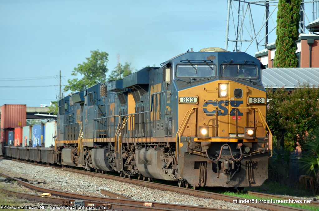 CSX 833